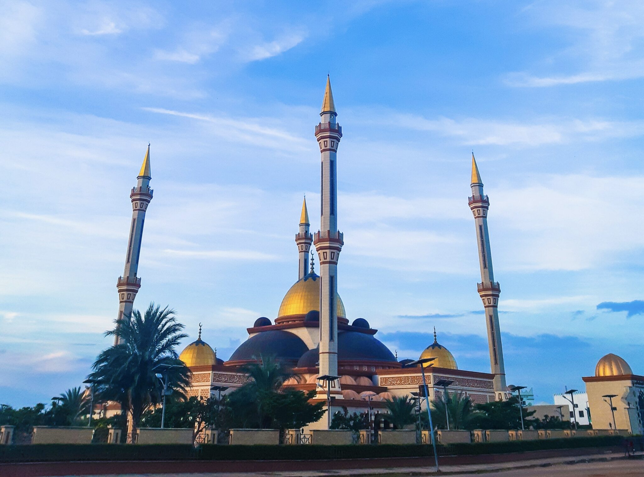 Ilorin Central Mosque, Ilorin - JAY Lit