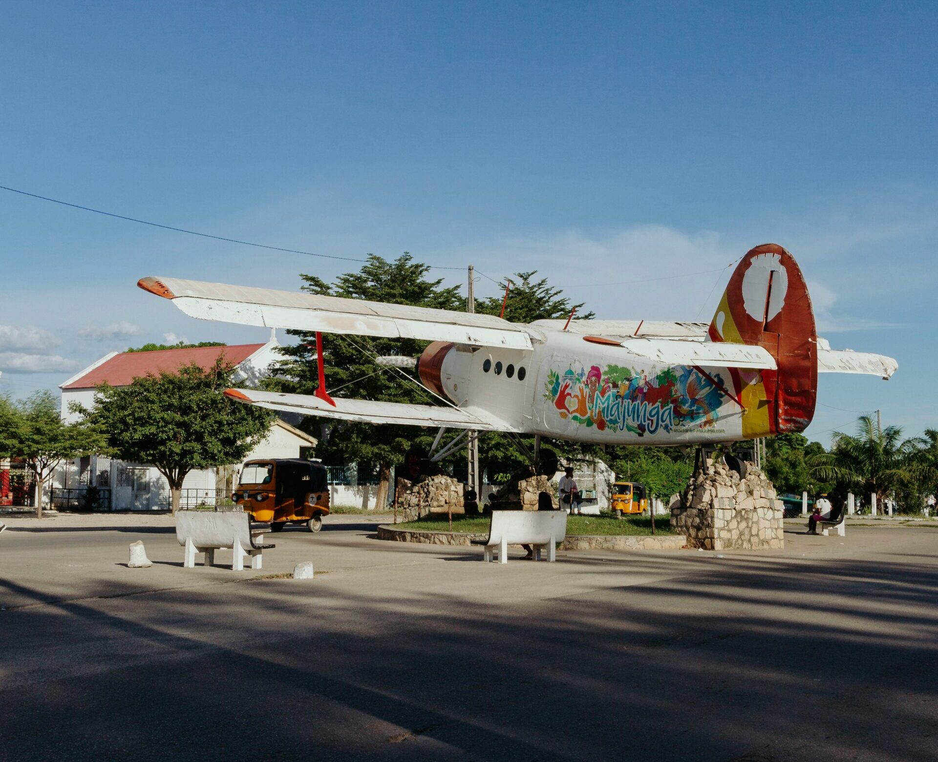 A graffiti-painted plane monument in Majunga - JAY Lit